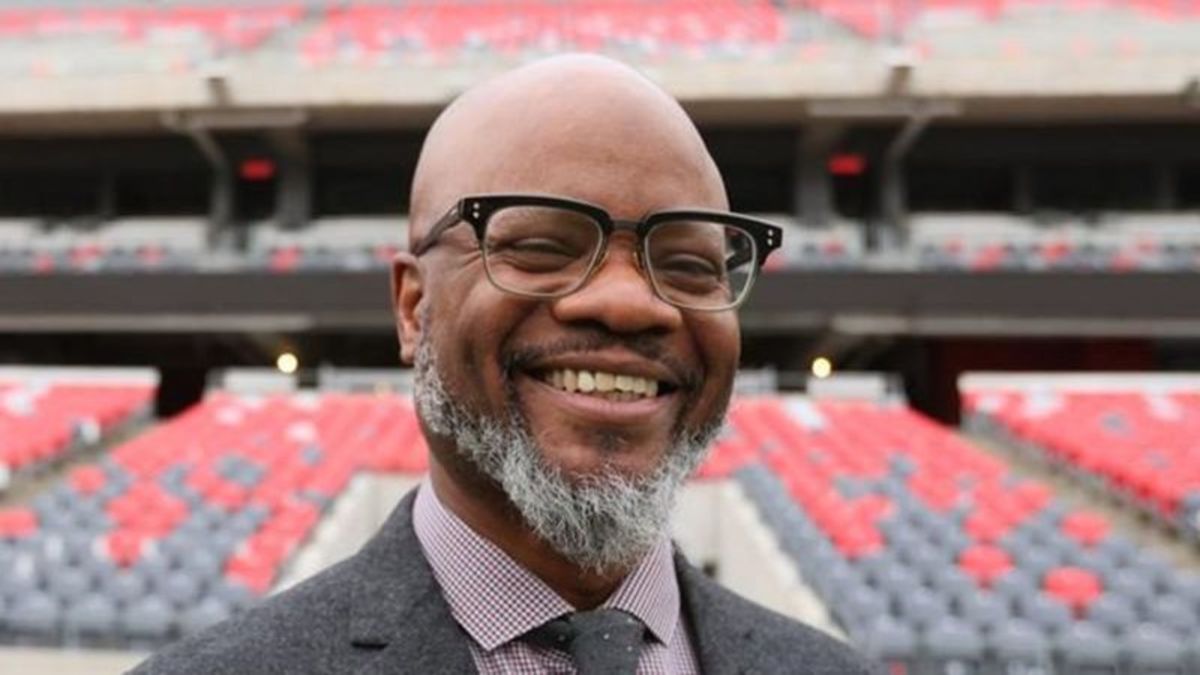 “He’s a leader of men:’ Dyce setting the standard at Redblacks camp ...