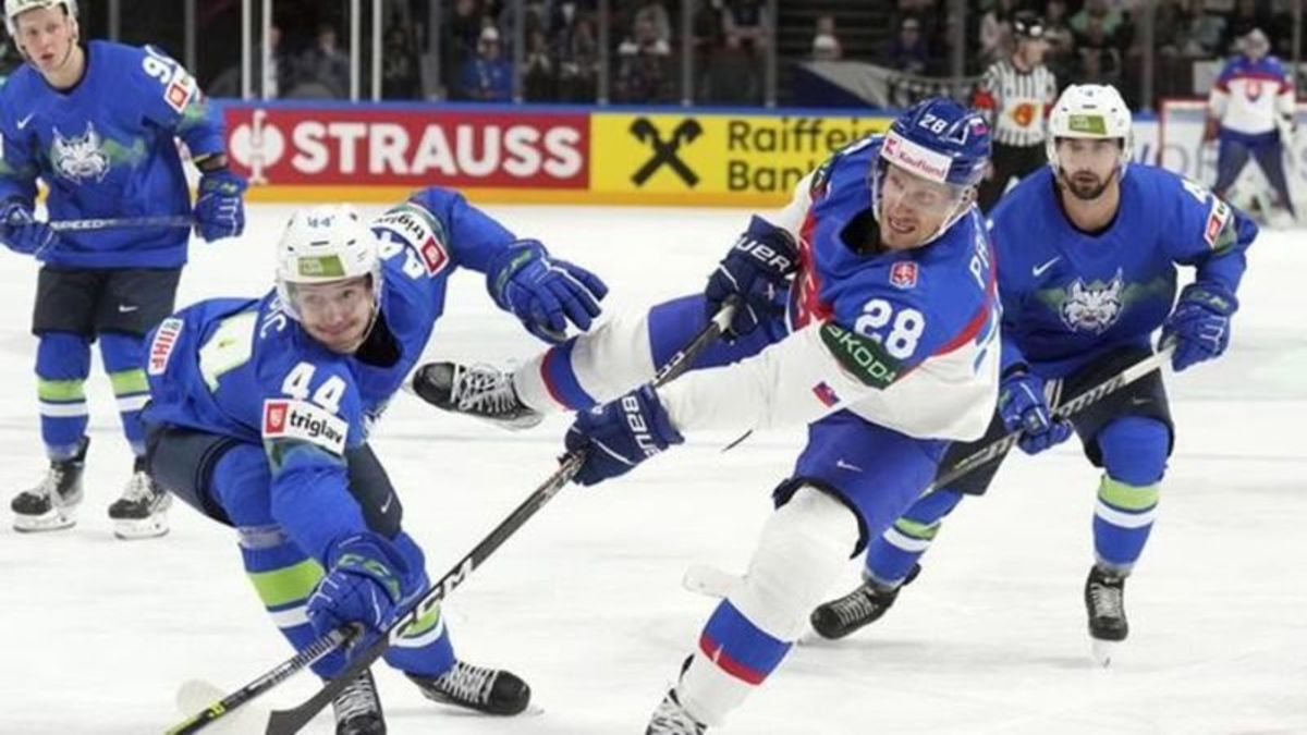 US routs France 9-0 to stay perfect at ice hockey worlds | CFJC Today ...