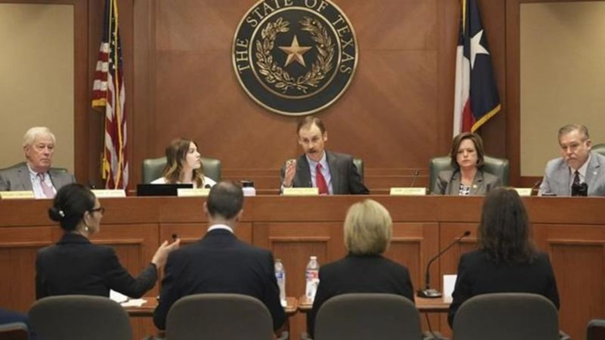 Texas’ attorney general under sudden Republican scrutiny at state ...