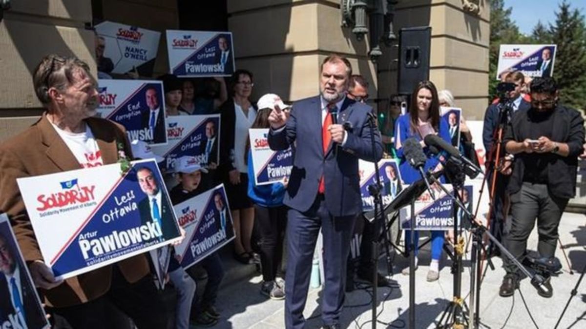 Pastor says Alberta premier lied about nature of phone call before his ...