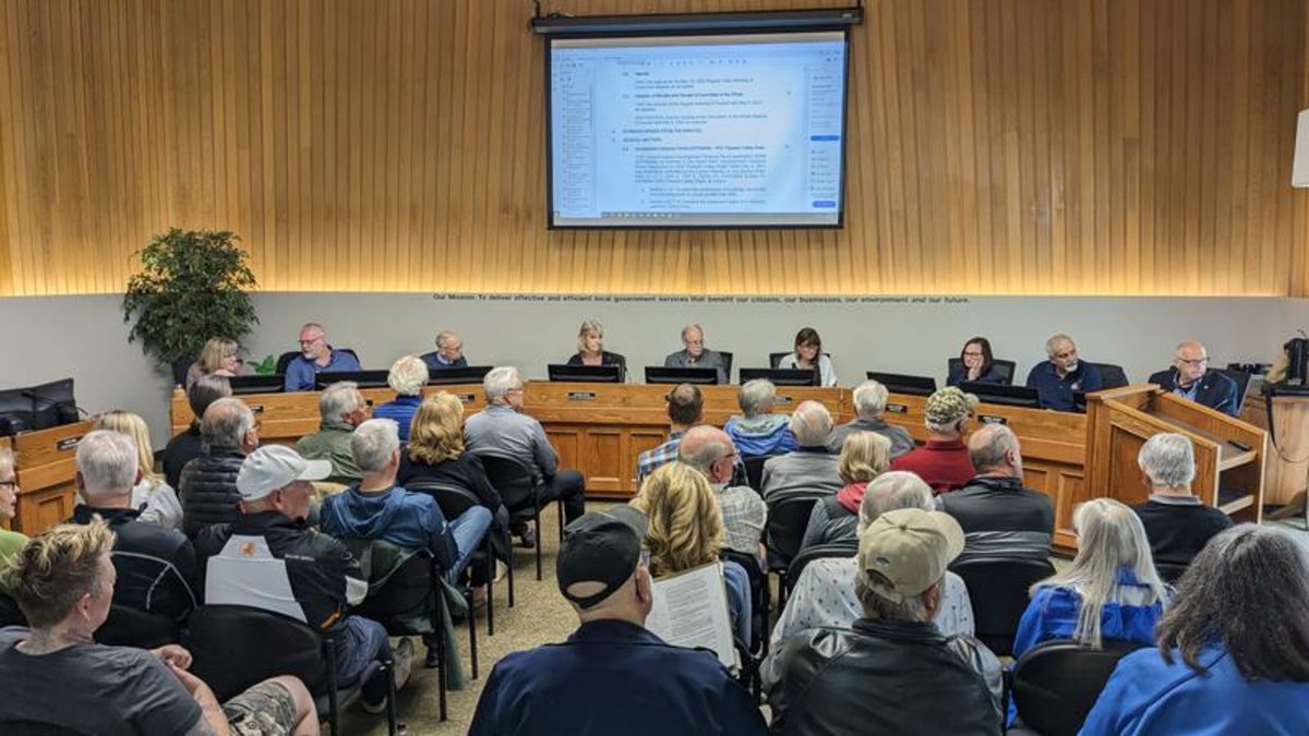 Vernon city council’s pay totals $335K | Vernon Matters