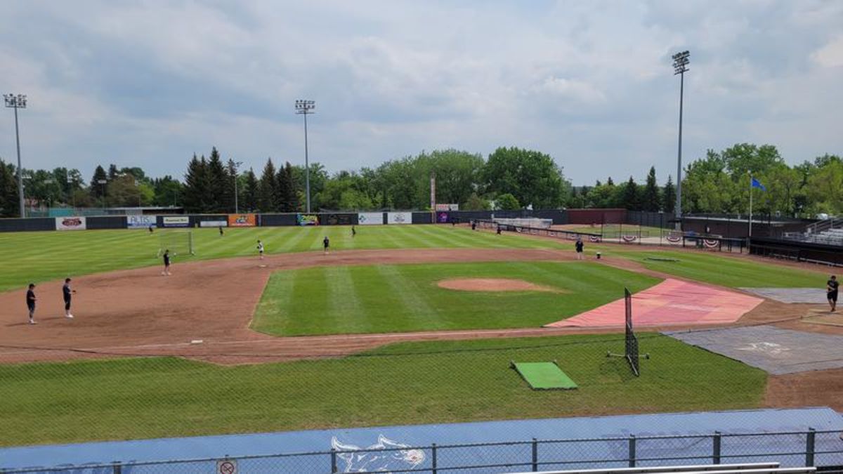 Lethbridge Bulls host first practice ahead of 2023 home opener ...
