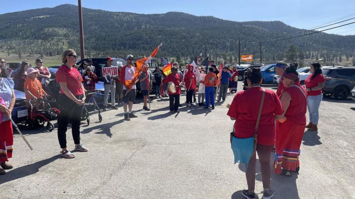 Lower Nicola band holds walk in support of MMIW2S | CFJC Today Kamloops