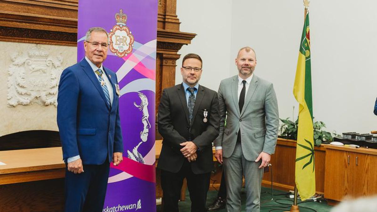 JPII principal, Bruce Yockey receives Queen’s Platinum Jubilee Medal ...