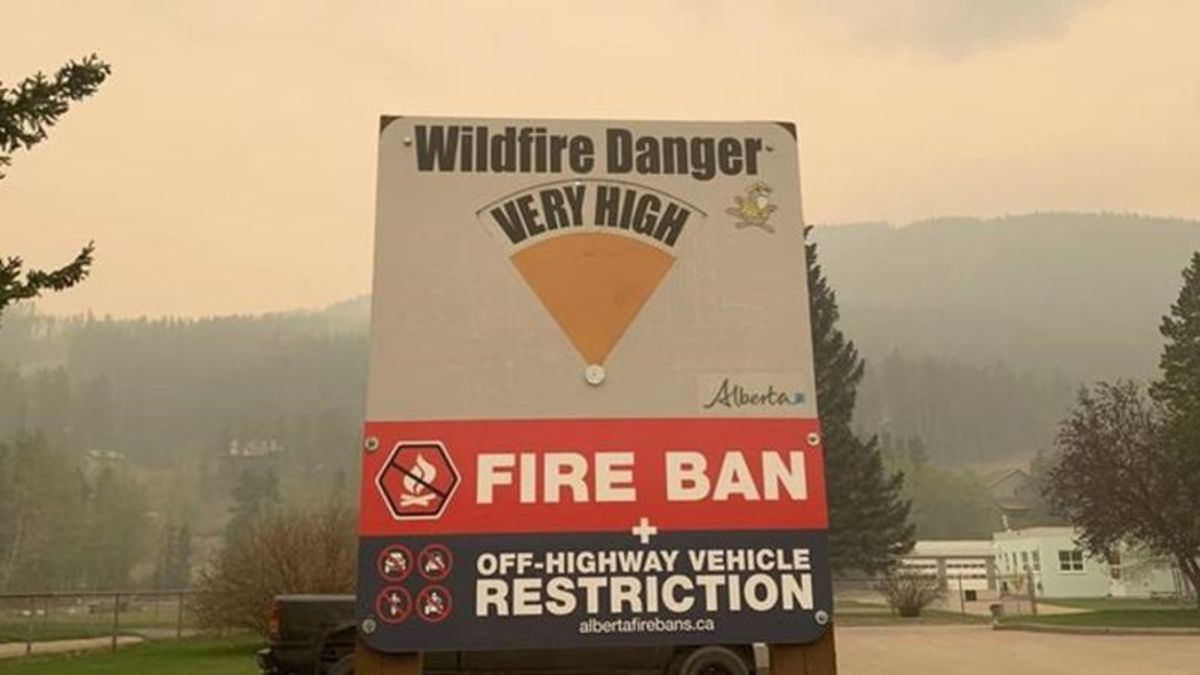 ‘All about the campfire’: Campers adjust their plans with fire bans in ...