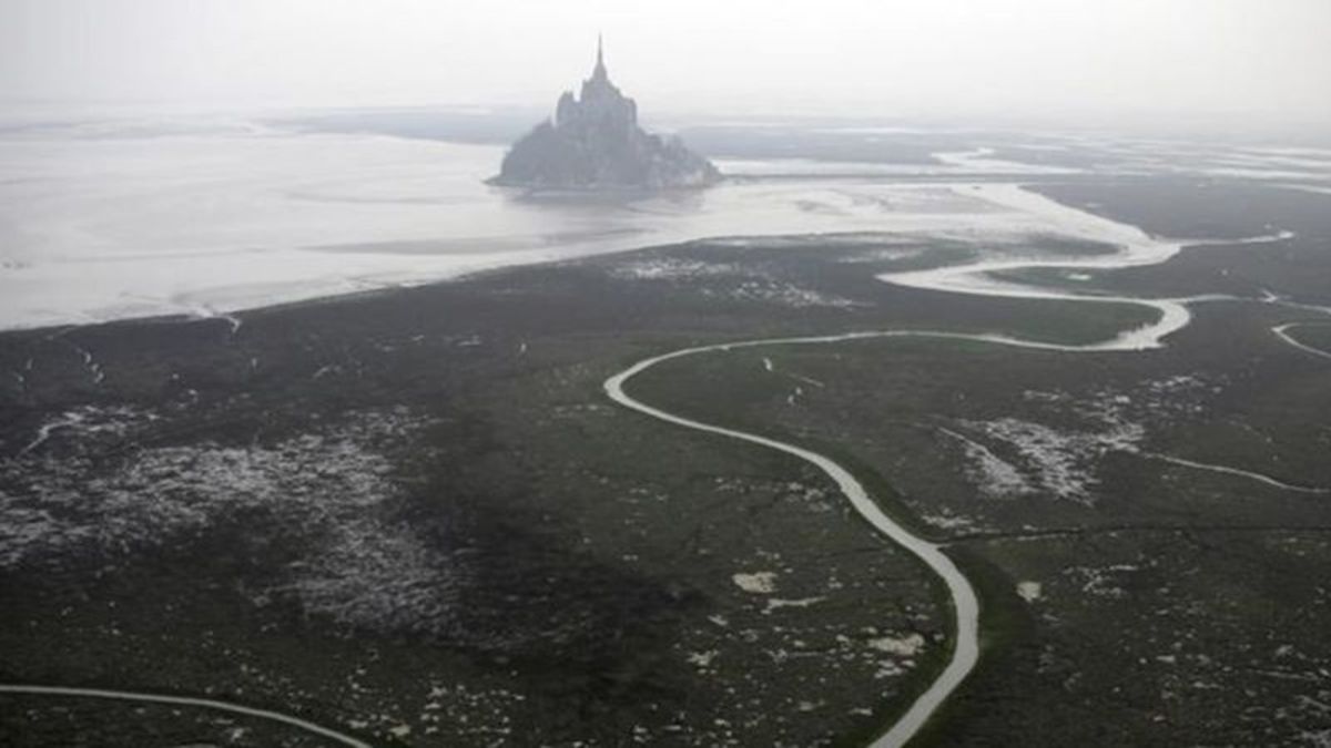 France’s spectacular abbey Mont-Saint-Michel celebrates 1,000th ...