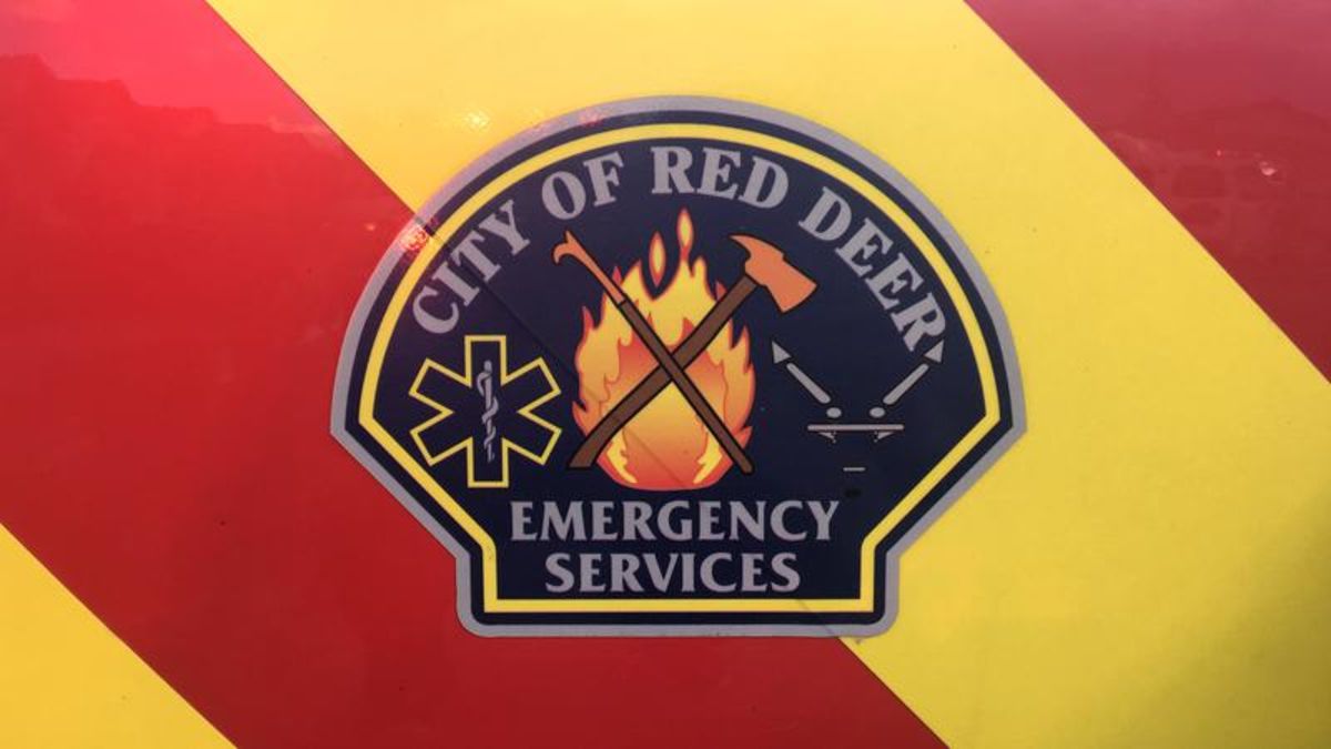 Red Deer Emergency Services respond to brush fire near the Pines ...