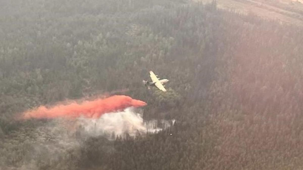 Town west of Edmonton with 8,400 residents evacuated due to wildfire ...