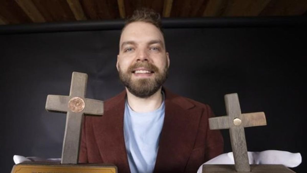Crosses from New Zealand shipwreck sent to Quebec in honour of 19th ...