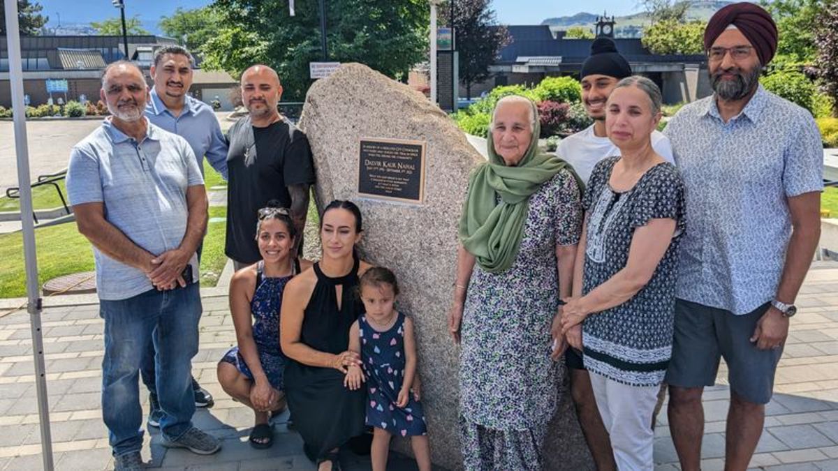 Former Vernon councillor honoured with plaque at City Hall | Vernon Matters
