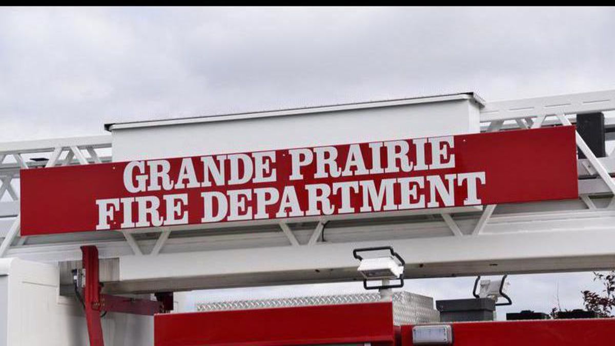 Serious injuries for one person after explosion, fire in Grande Prairie ...