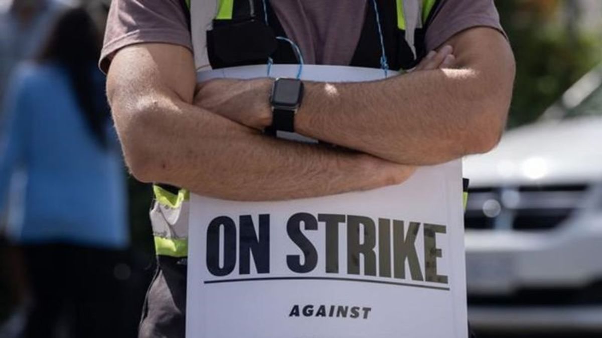 Union to provide update on strike by nearly 7,400 port workers across B ...