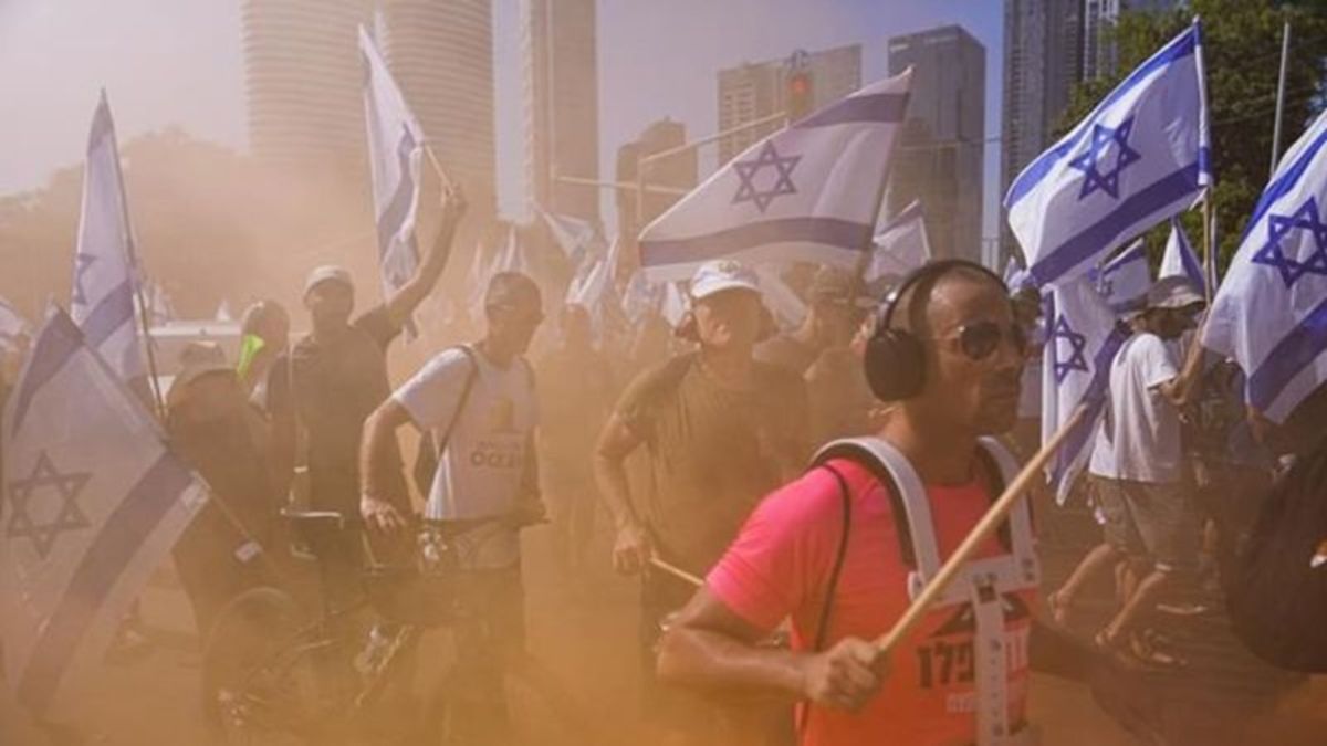 Israeli protesters block highways in ‘day of disruption’ against ...
