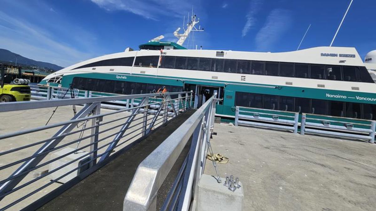 VIDEO: Hullo officially unveils new Nanaimo fast ferries, including ...