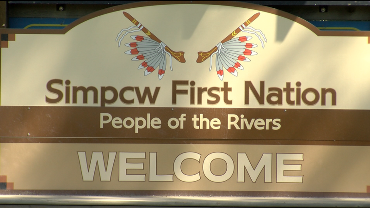 Simpcw First Nation, Barriere RCMP sign partnership commitment | CFJC ...