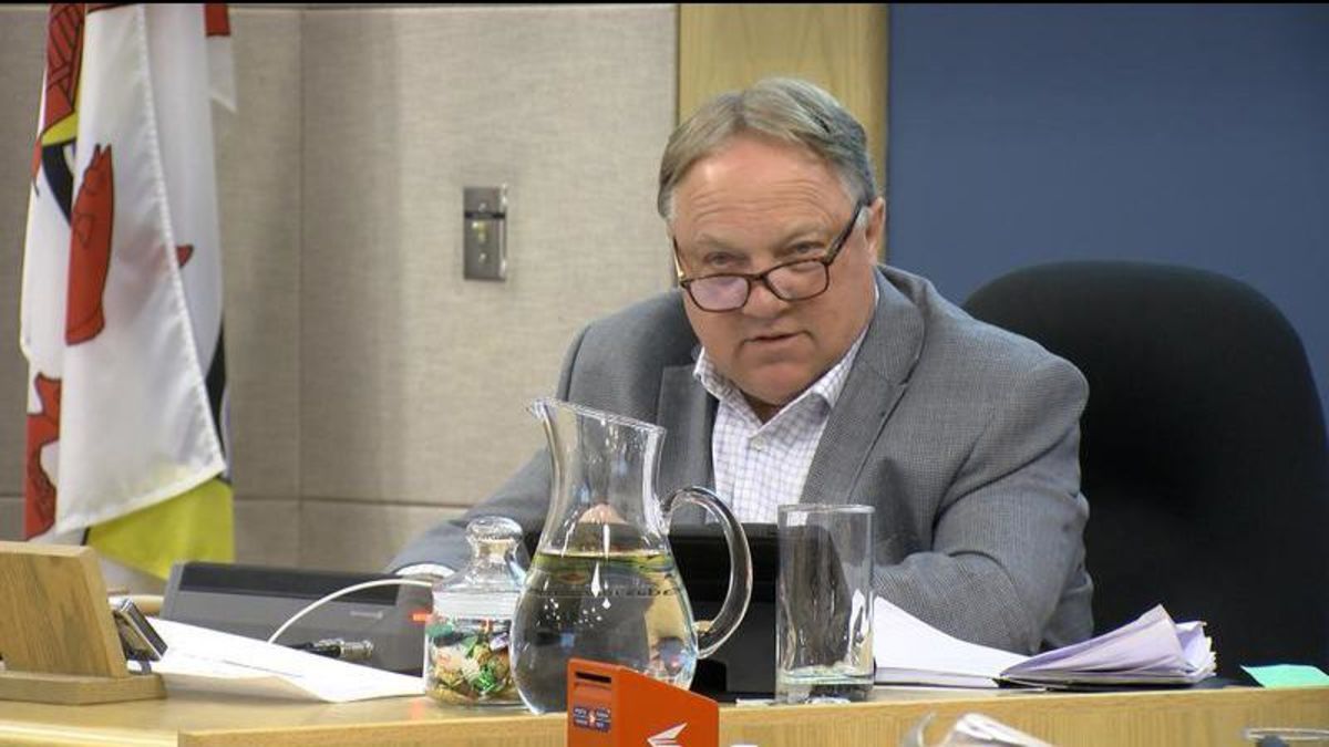 ROTHENBURGER: Mayor gets shot down again, but more politely than usual ...