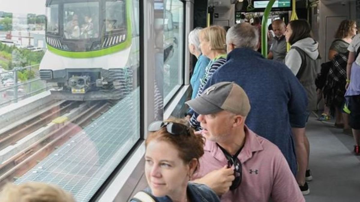Excitement, optimism as hundreds line up to ride Montreal’s new light ...