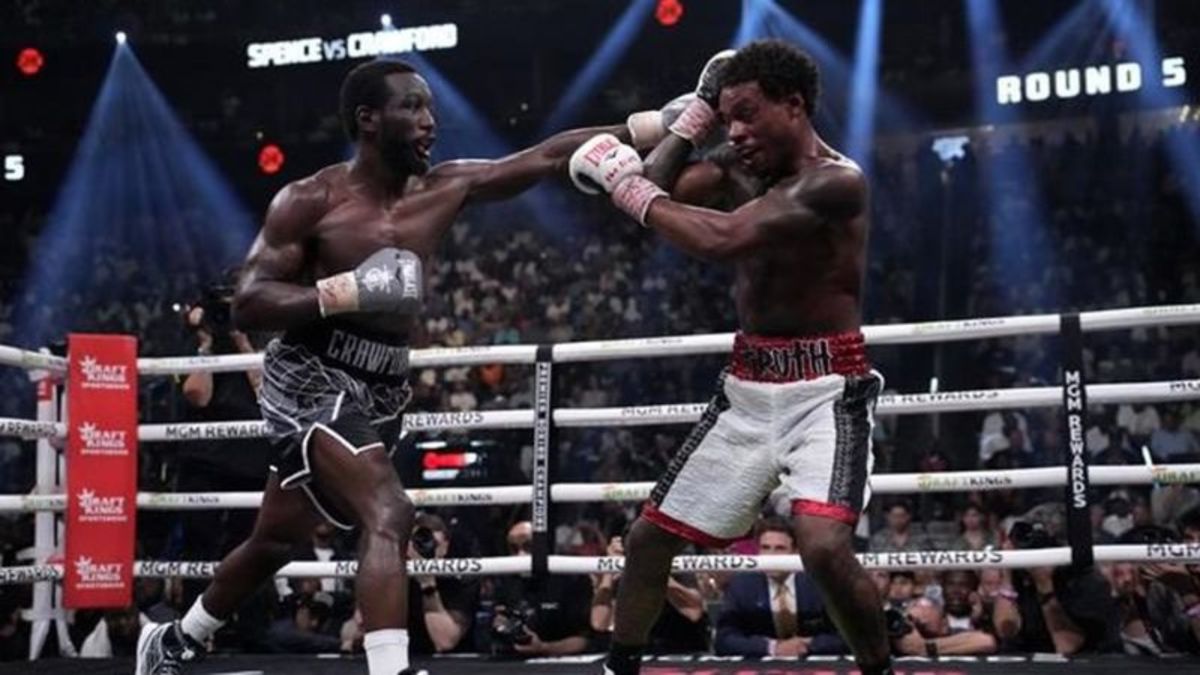 Crawford unifies welterweight division with 9th-round TKO in dominant ...