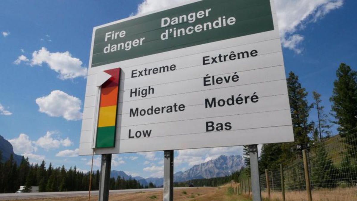 Extreme fire danger rating in Alberta foothills, Banff | Lethbridge ...