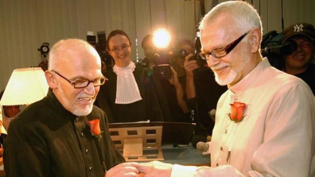 Roger Thibault, one half of first same-sex civil union in Quebec, dies ...