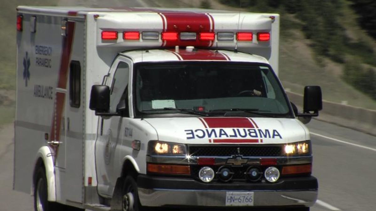 Helicopter crash near Enderby sends three to hospital, pilot left scene ...