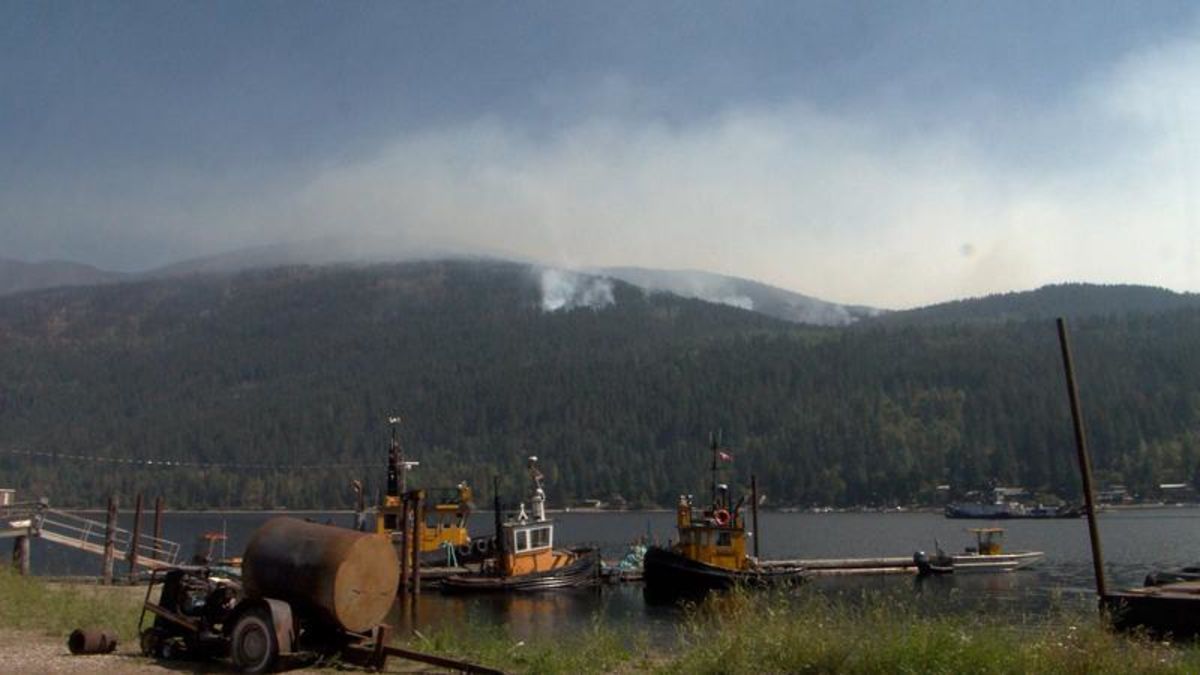 Residents return home, but winds predicted to pick up around Adams Lake ...