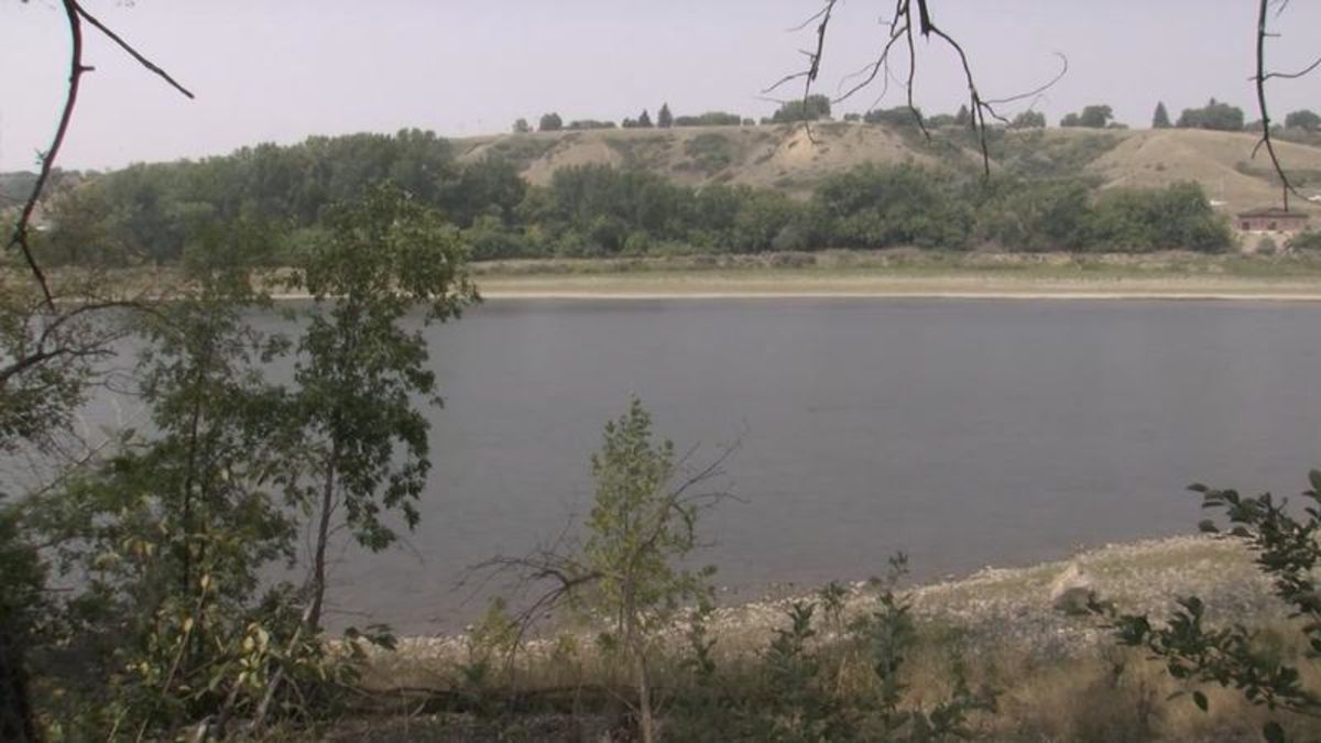 City asking public to conserve water in response to low river levels ...