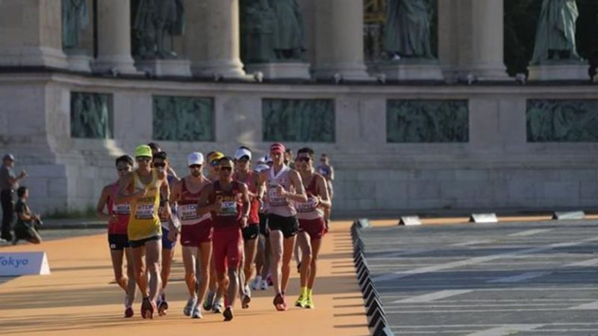 Race walker Dunfee picks up another 4th-place finish at World Athletics ...