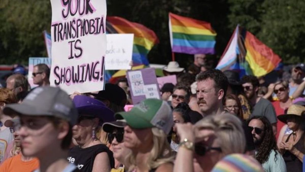 Saskatchewan child advocate says pronoun policy for schools violates ...