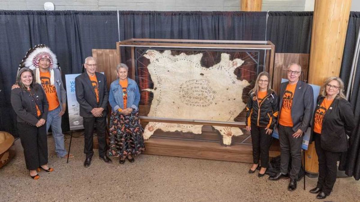 Lethbridge College displays traditional Buffalo Winter Count Robe ...