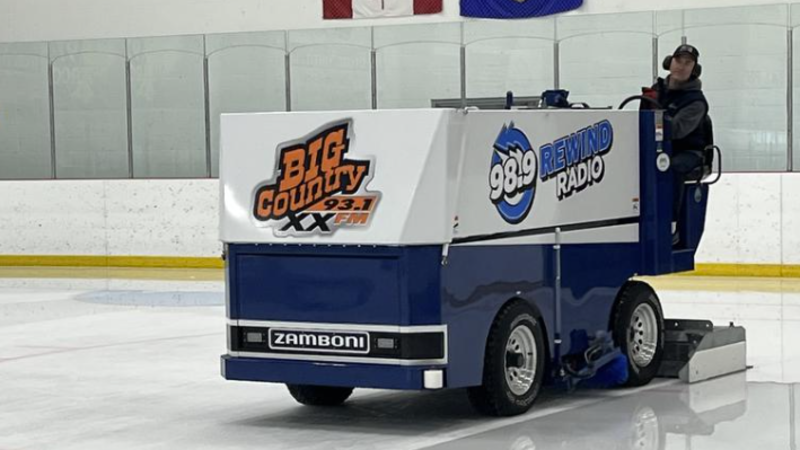 Design Works Centre Zamboni goes electric | EverythingGP