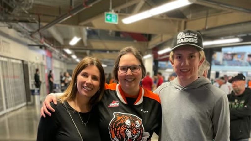 Lethbridge mayor challenges Medicine Hat mayor as WHL playoff series ...