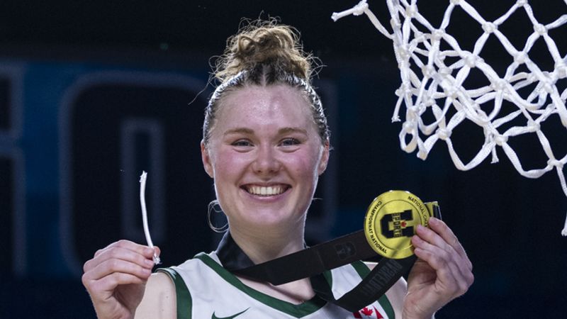 Grassick named 2025 U SPORTS Female Athlete of the Year | HuskieFAN