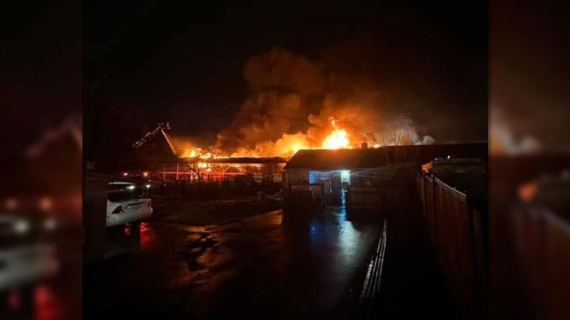 Extensive damage, several to hospital from south Nanaimo motel fire ...