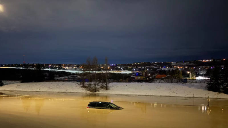 Water main break traps drivers, cars, forces restrictions in Calgary ...