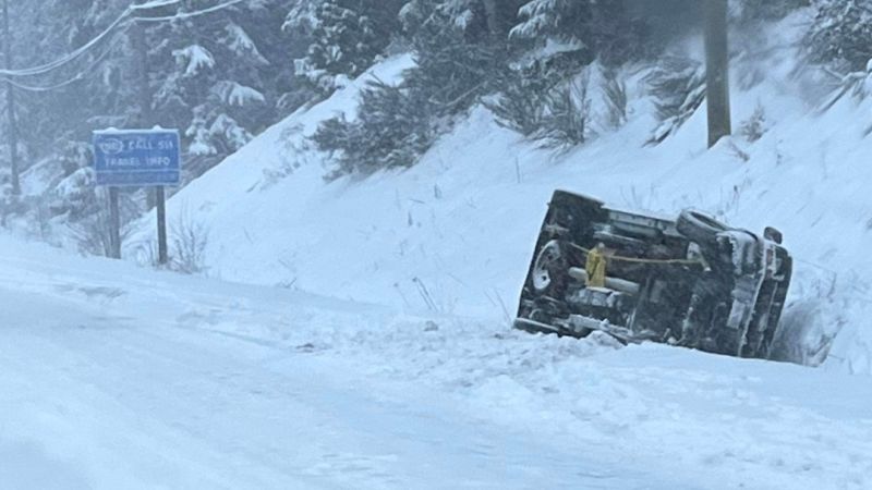 Parksville-Qualicum hit hard by overnight snowfall as Nanaimo roads ...