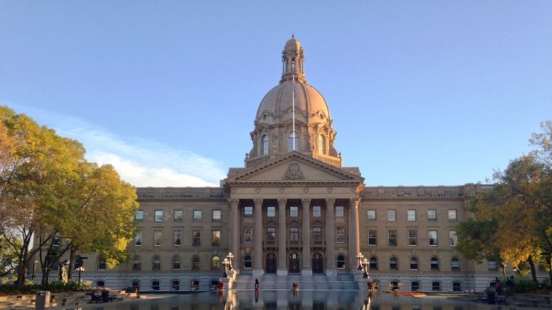 Alberta creates temporary driver’s licence program for Ukranian ...